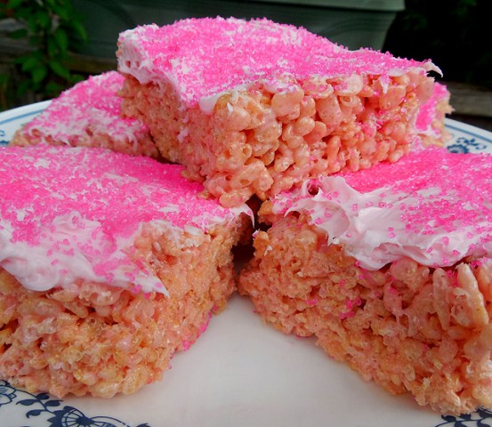 Impossibly Pink Rice Krispies Treats. | Dinosaur Dracula!