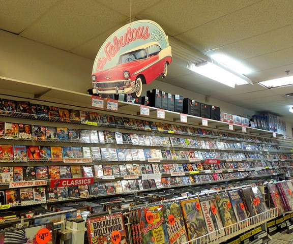 The Last Video Store in the World. | Dinosaur Dracula!