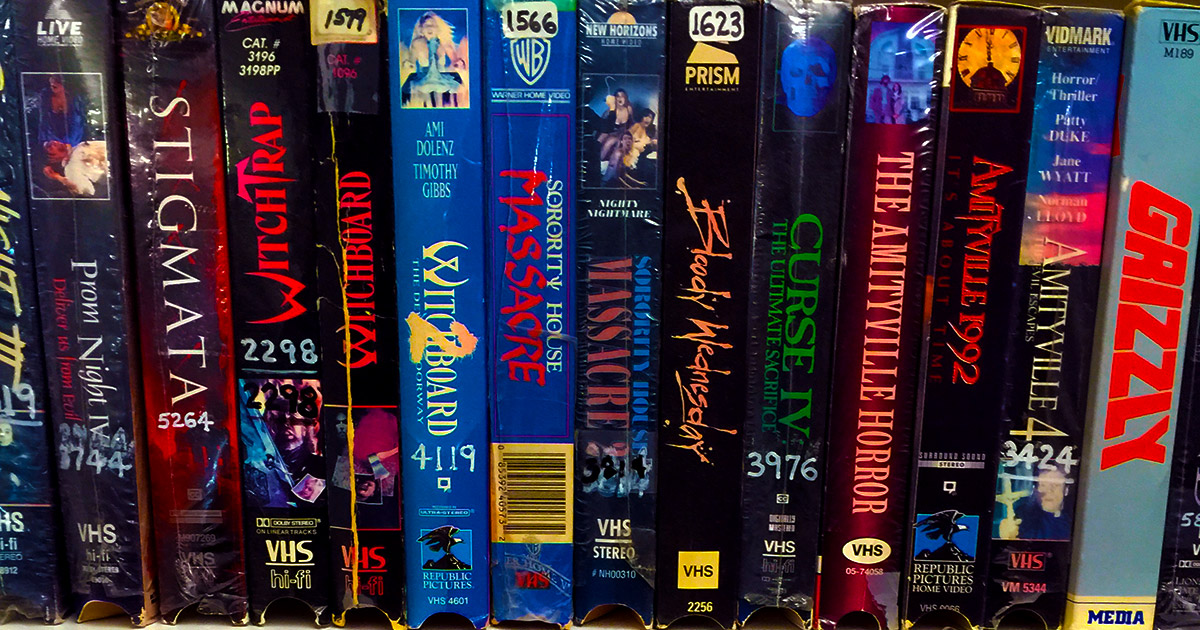 Video Store Adventure #5: Heights-Terrace! | Dinosaur Dracula!