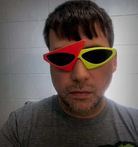 Pizza Hut's Back to the Future Solar Shades! | Dinosaur Dracula!