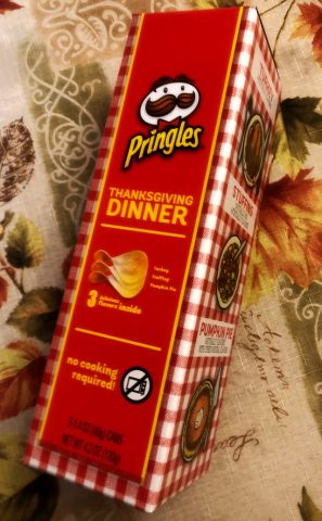 Pringles Thanksgiving Dinner! | Dinosaur Dracula!