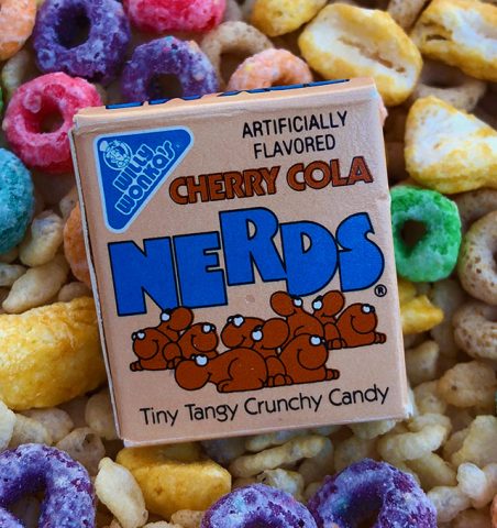 5 Awesome Vintage Cereal Box Prizes! | Dinosaur Dracula!