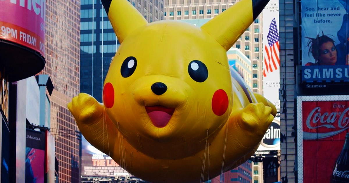 The 2001 Macy's Thanksgiving Day Parade! | Dinosaur Dracula!